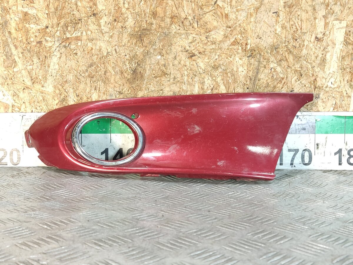 Решетка в бампер левая VOLKSWAGEN Polo 2011-2020 6RU853665B