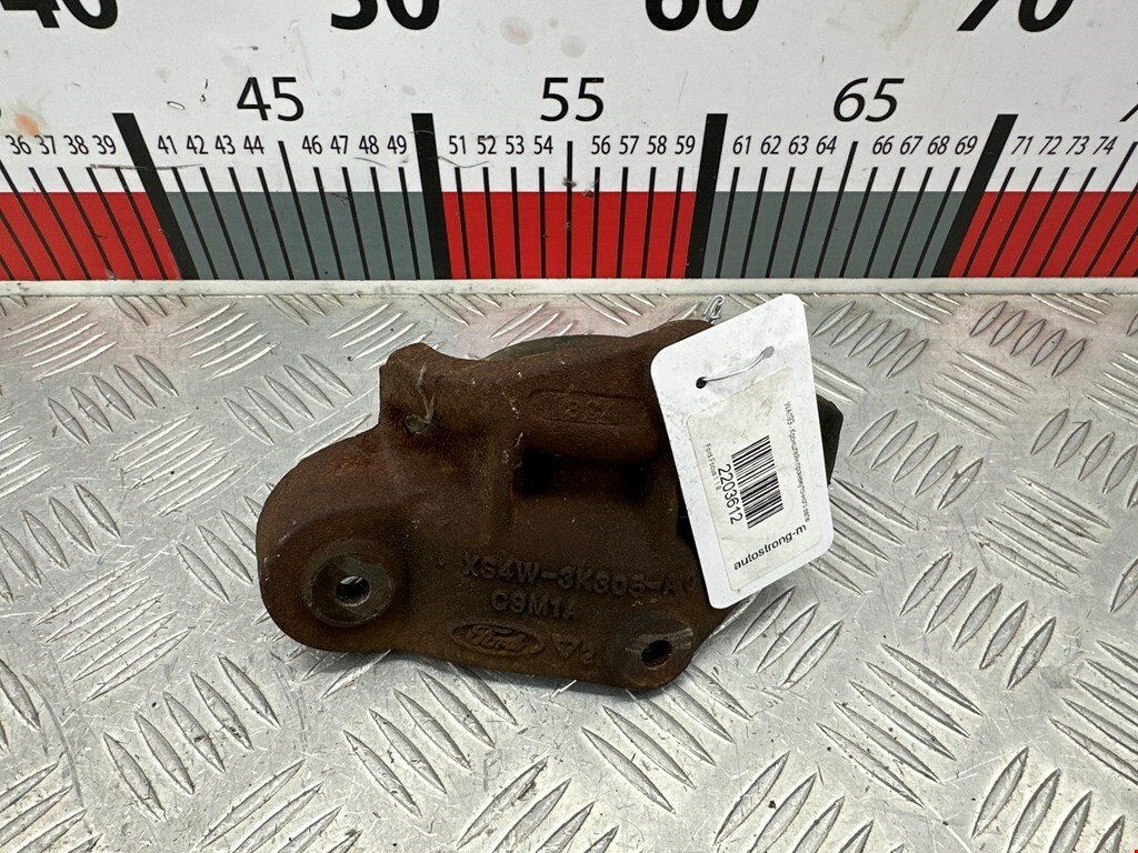 Кронштейн промежуточного вала Ford Focus 1 XS4W3K305AB арт. 2203612