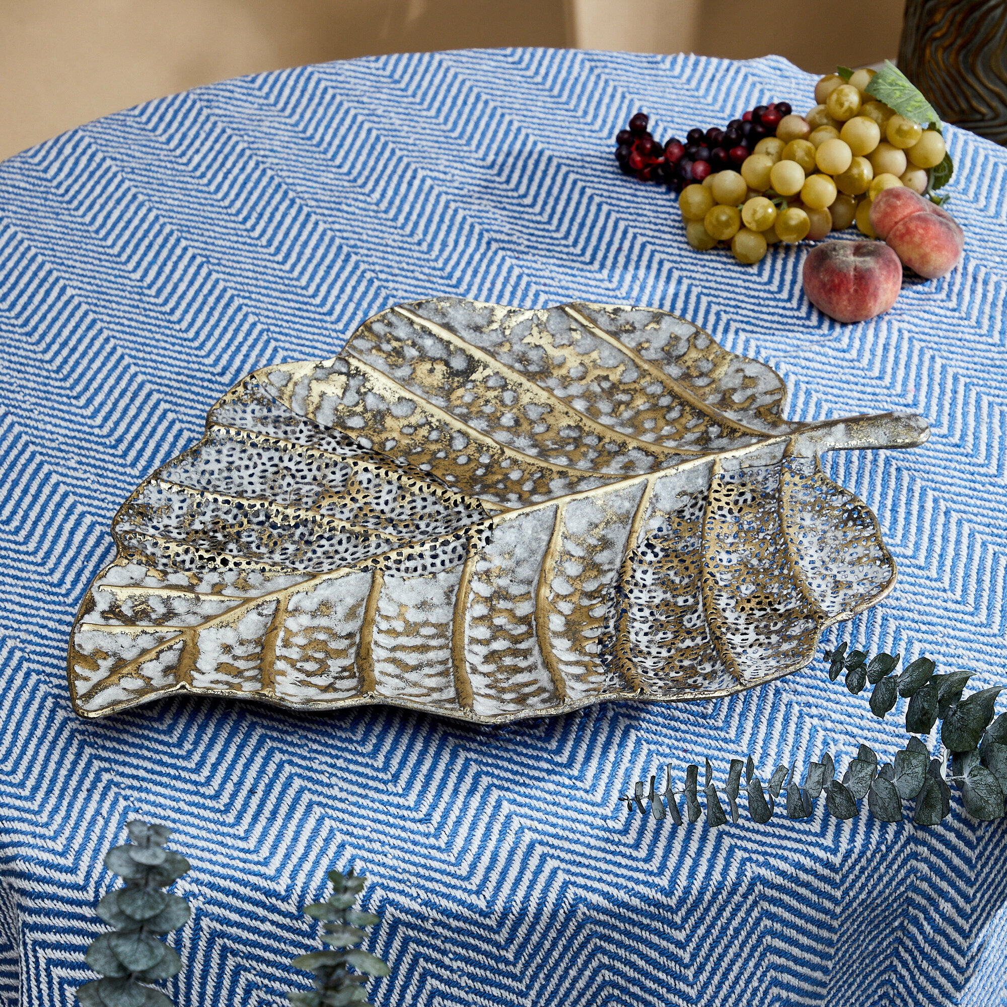 57-123/2 Блюдо декоративное Лист 48 х 37 х 5см, Железо, Glasar