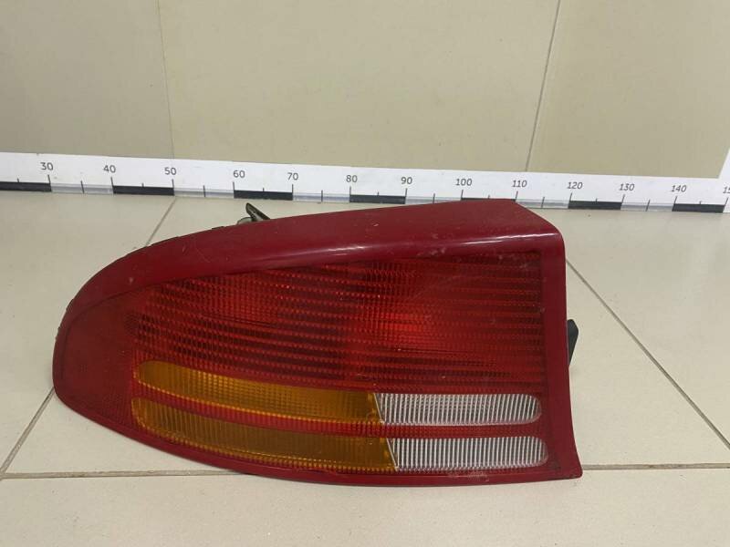 Фонарь задний левый Dodge Intrepid 1993-2004 кат.номер: 04574961AN