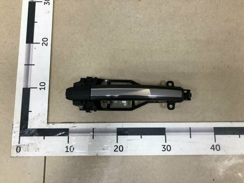 Ручка двери передней наружная правая Volkswagen Phaeton 2007-2016 кат.номер: 3D0837205HGRU 3D0837886N 3D4839167C