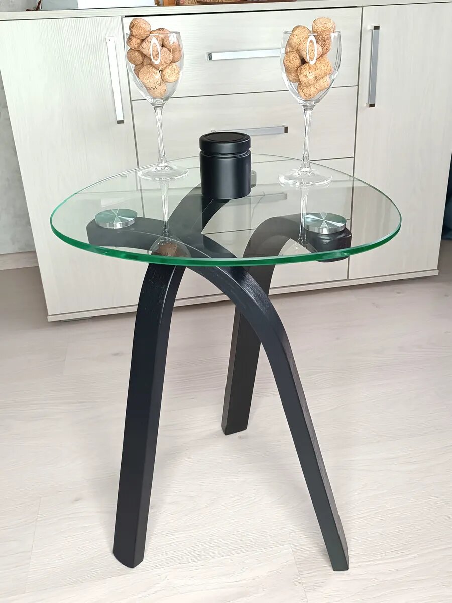 Столик журнальный стеклянный фигурный, 45×45×60 см, Wood Hall