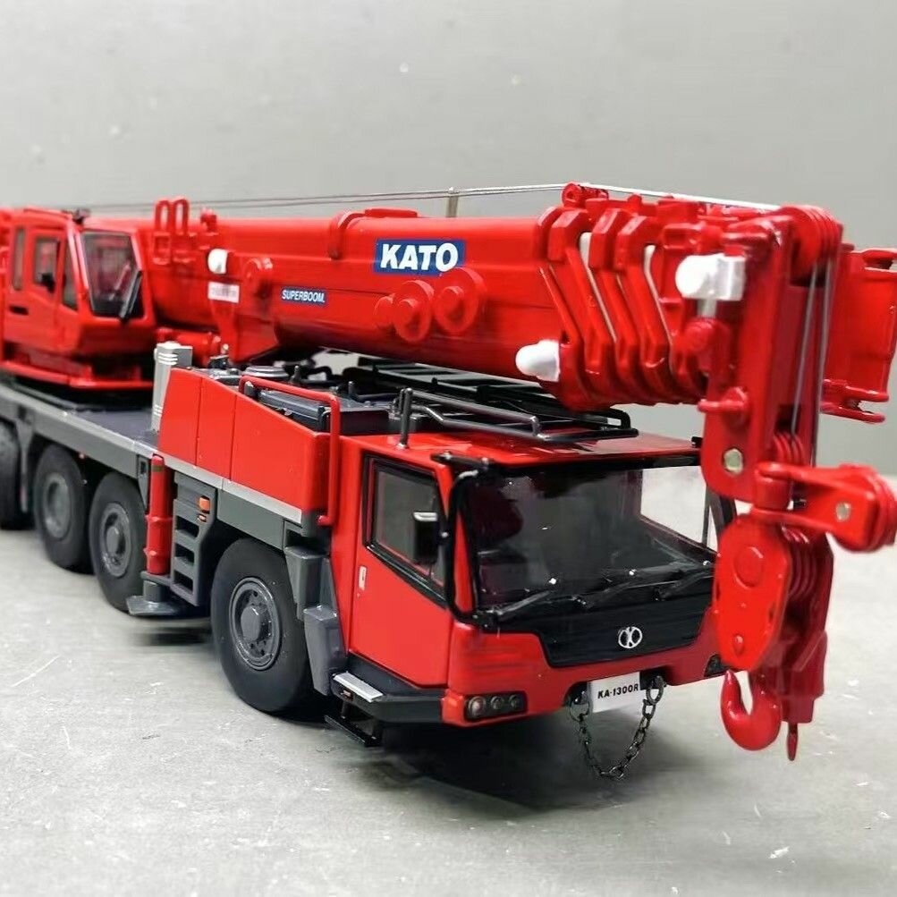 KATO KA-1300R 5-осный дорожный кран из алюминиевого сплава модель/детальная (цвет земли) 1/50