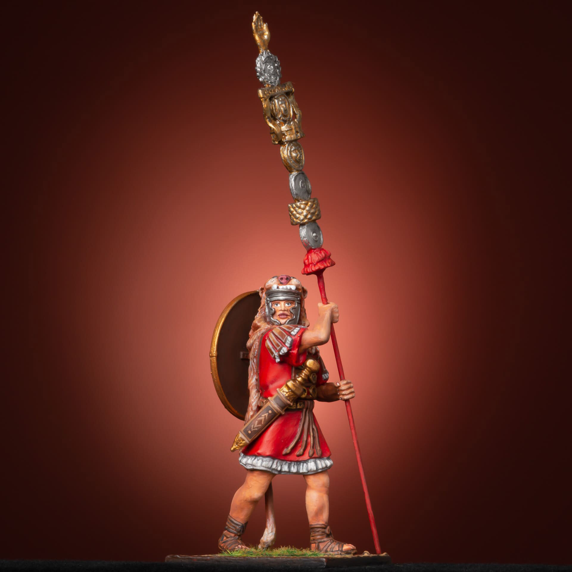 Оловянная миниатюра Римский сигнифер манипулу (1.5-009)