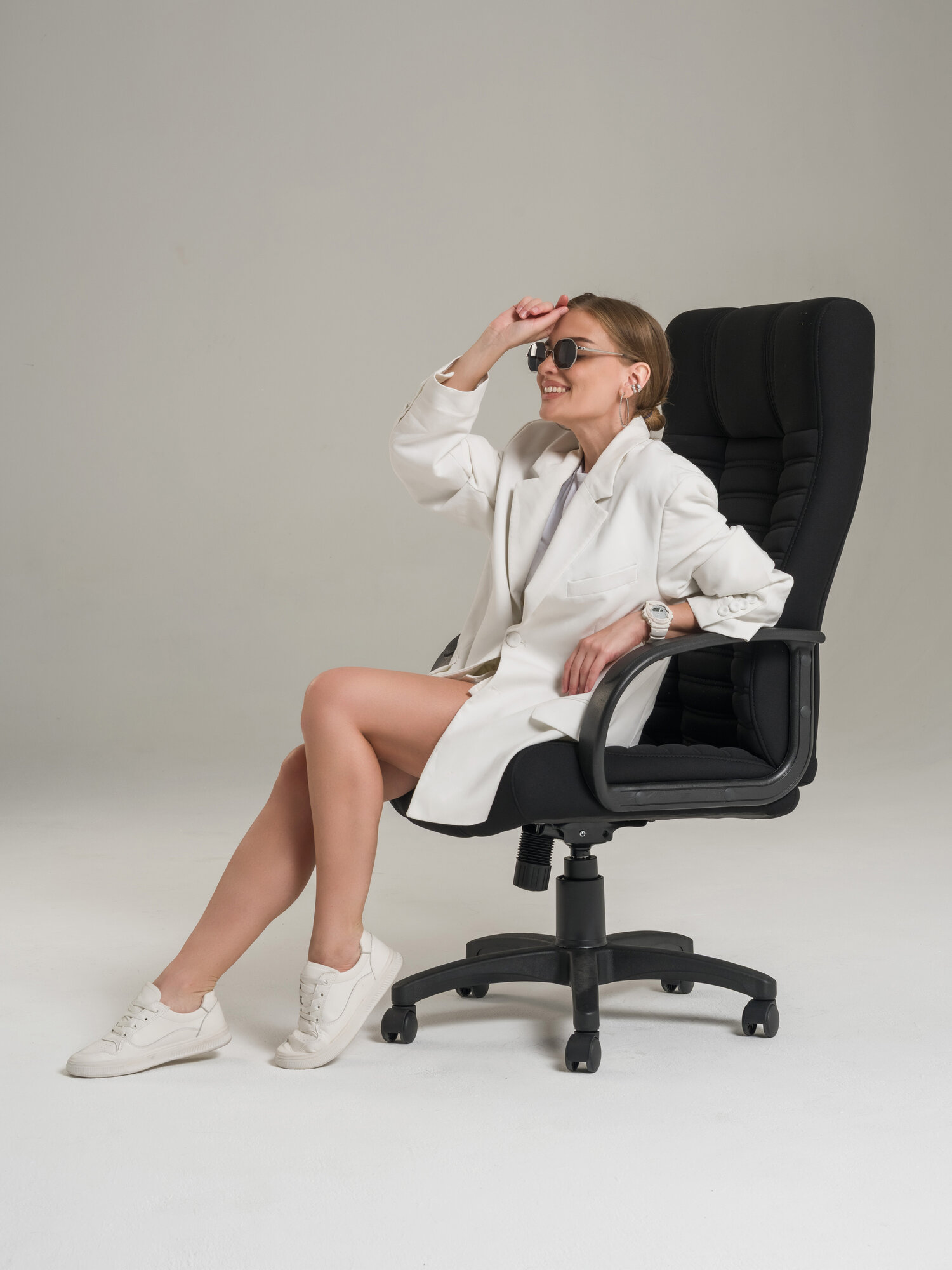 Кресло офисное Атлант-1 для руководителя, обивка ткань, цвет черный, Кресло комьютерное