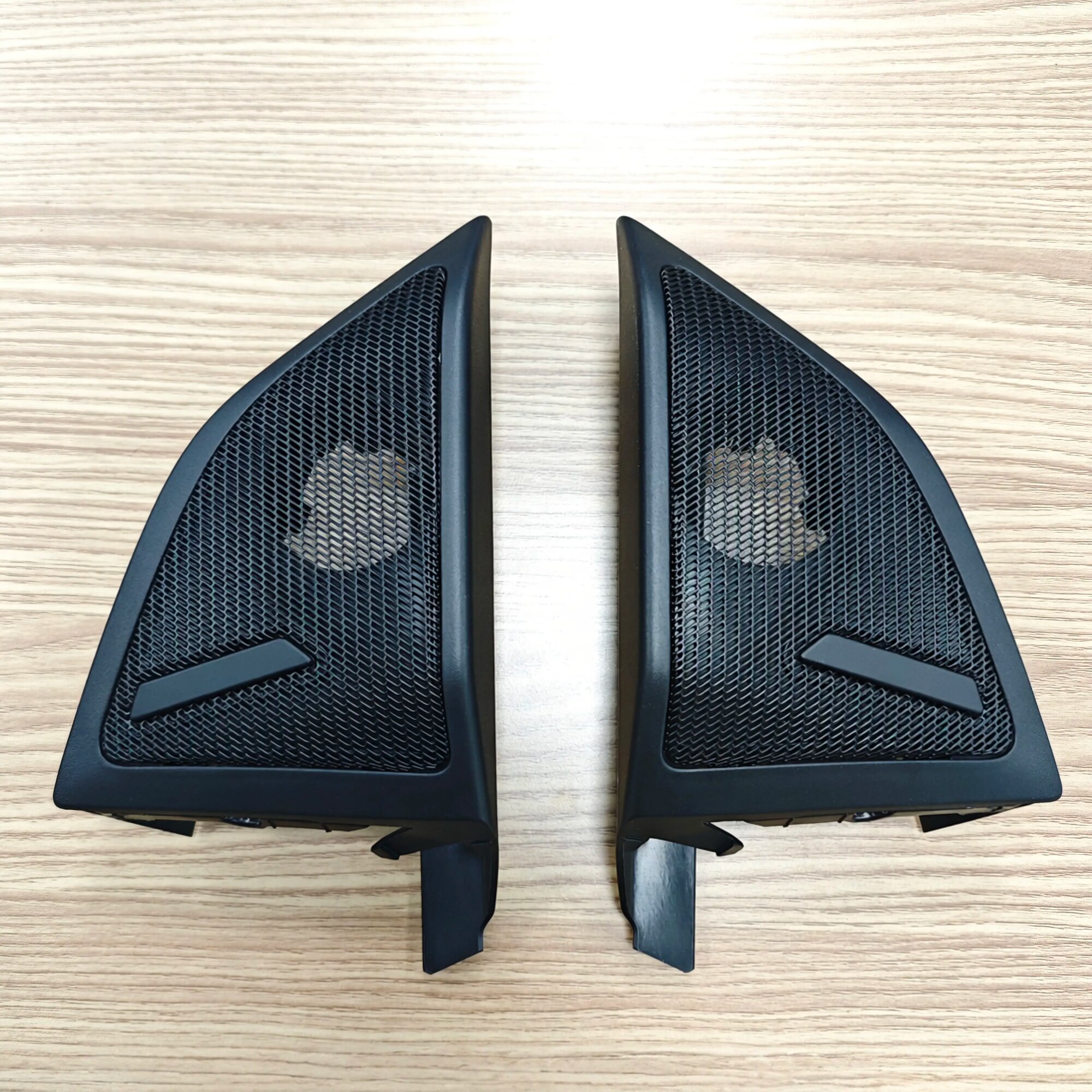 Накладки на динамики BMW G45 G48, цвет: Front 2 Cover