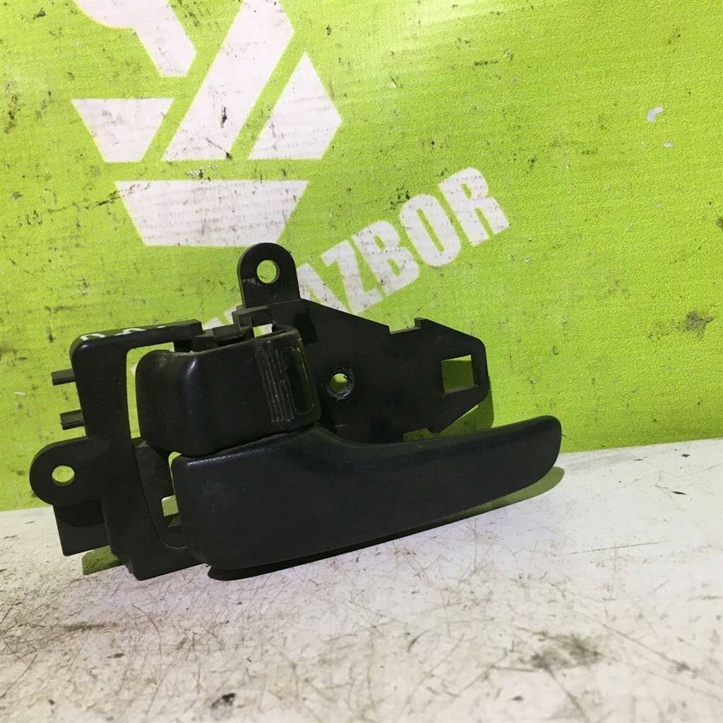 Ручка двери внутренняя левая Mitsubishi Lancer 10 CX CY 07-17