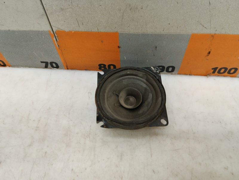 Б/У Рено Логан 2 , Renault Sandero 2014- Динамик Renault Logan 2019 2, L8 296556 RENAULT арт. 281563SG0A