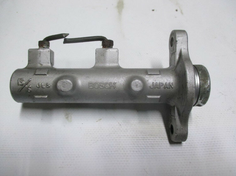 Цилиндр тормозной главный 46010ED80A 46010ED800 Ниссан Тиида C11 N17 Ноут Bosch - N-104