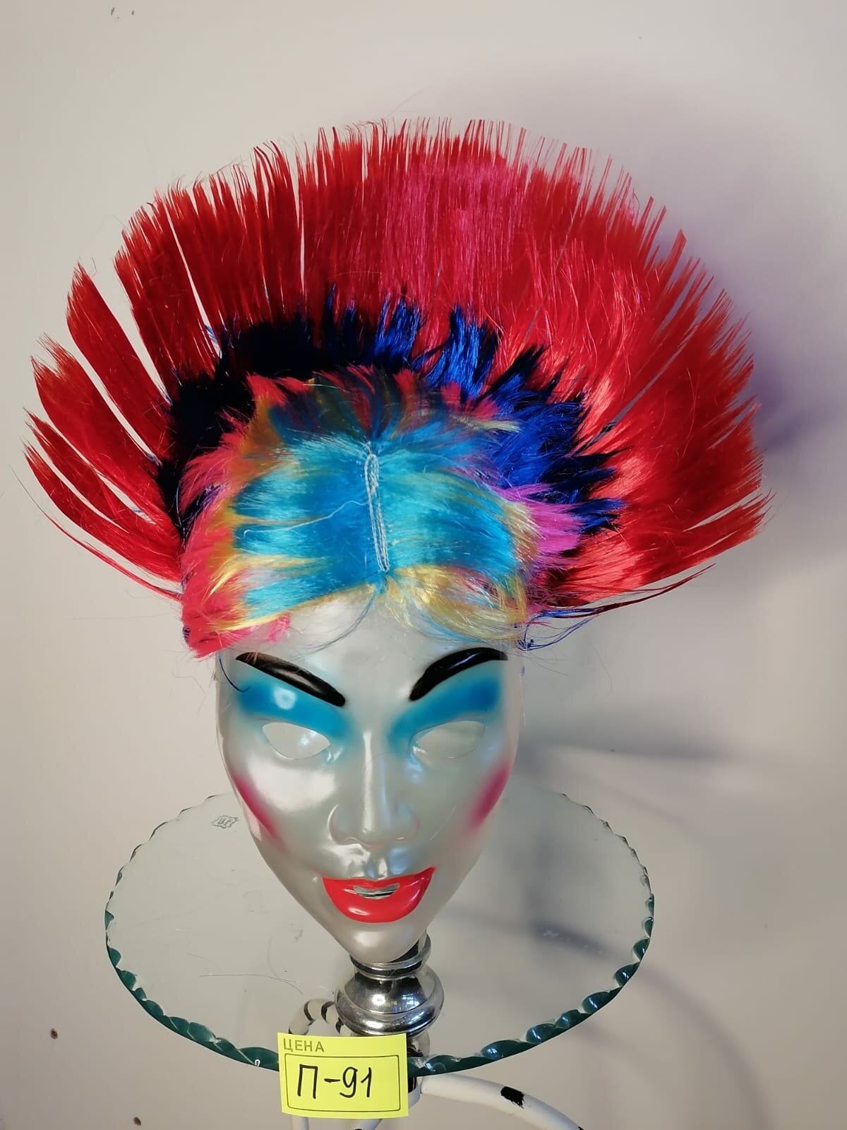 П91 парик карнавальный красный ирокез