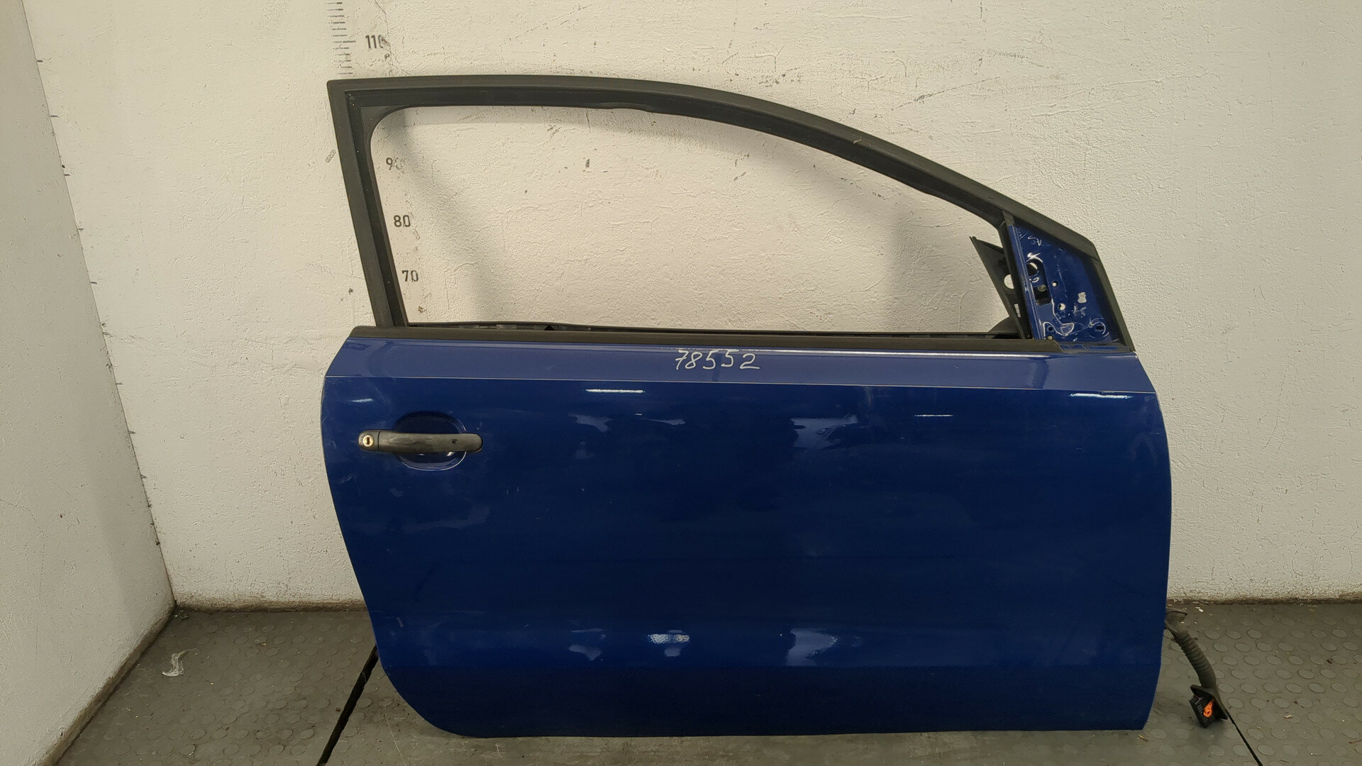 Дверь боковая (легковая) правая передняя Volkswagen Polo Б/У