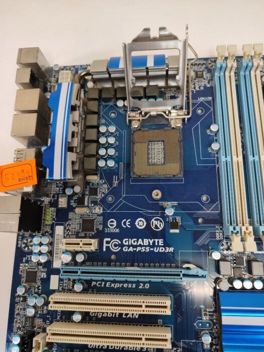 Материнская плата Socket LGA1156 GIGABYTE GA-P55-UD3R rev1.0 4DDR3 ATX