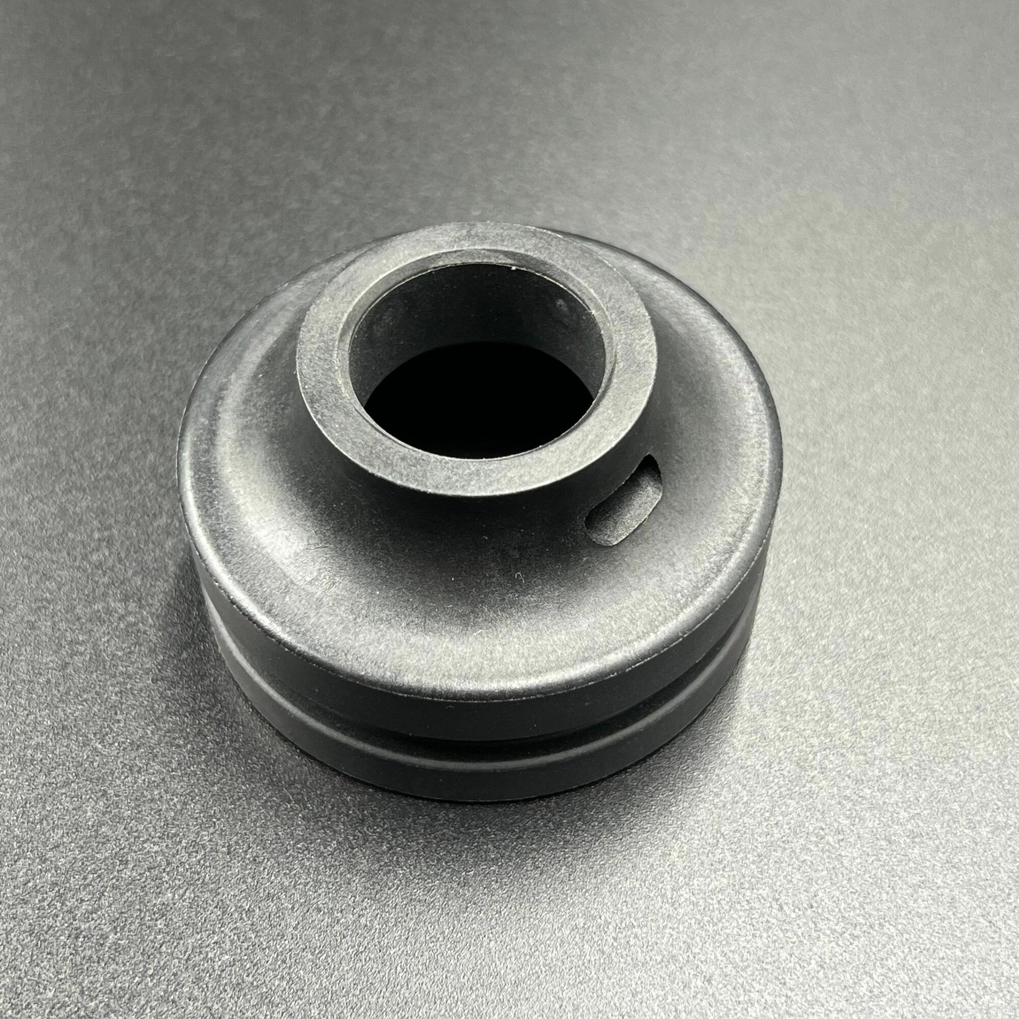 Крышка основания помпы охлаждения Mercury 40-60 (812966A7; 46-812996A3, 46-812996A9, 812966A3; 18-3445) (PREMARINE)