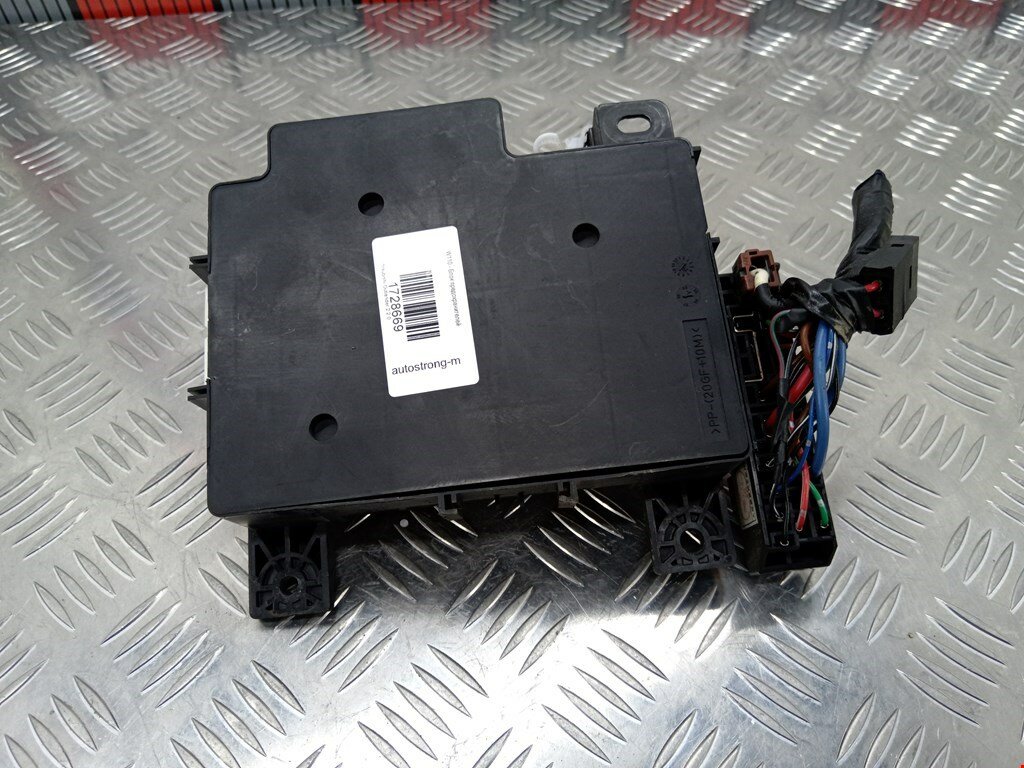 Блок предохранителей Mitsubishi Outlander 2 (XL) 1608132980 арт. 1728669