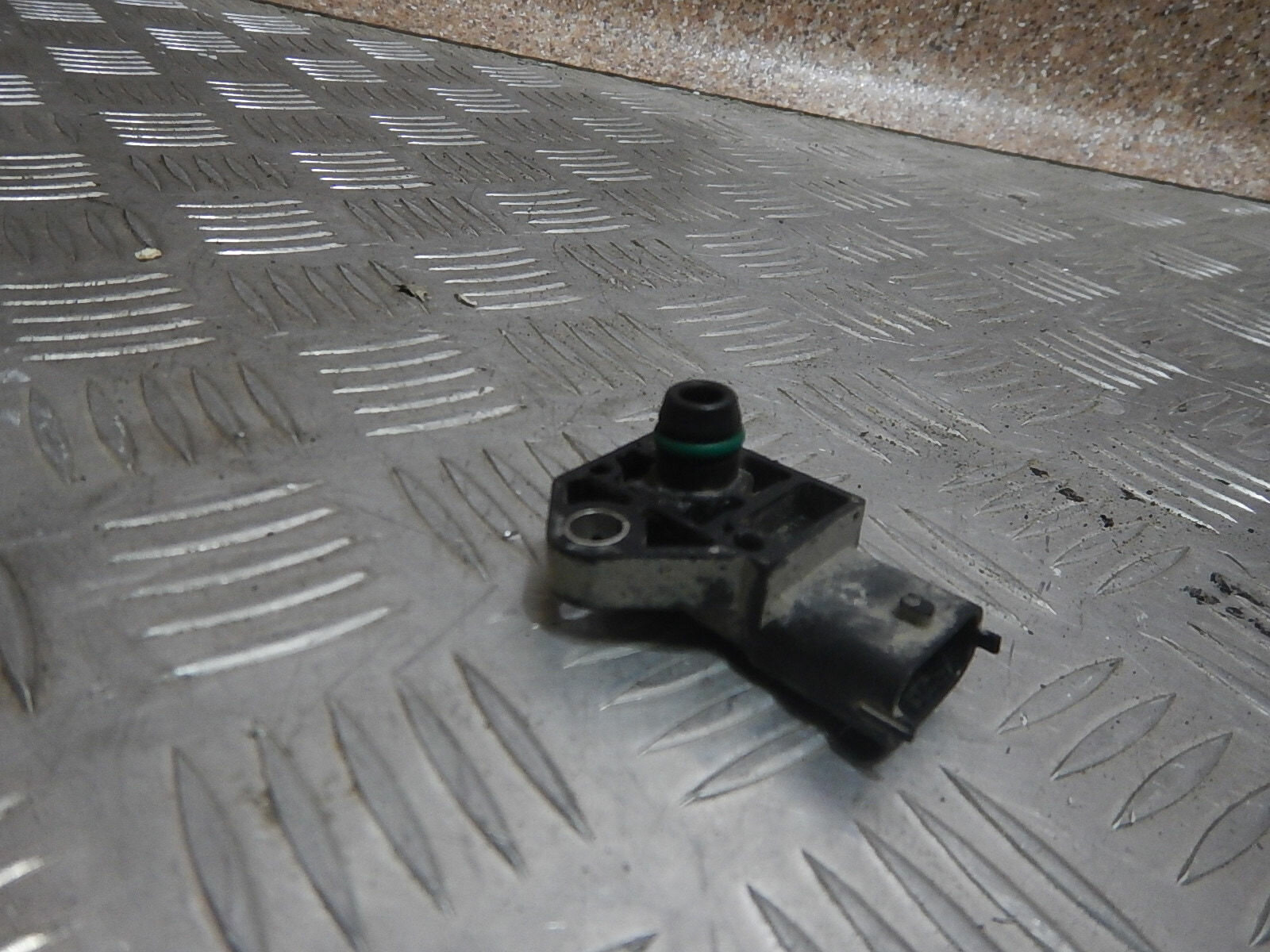 Б/У Датчик абсолютного давления, Opel (Опель)-CORSA D (06-) OPEL CORSA D (06-) без видимых повреждений 250497 GENERAL MO...