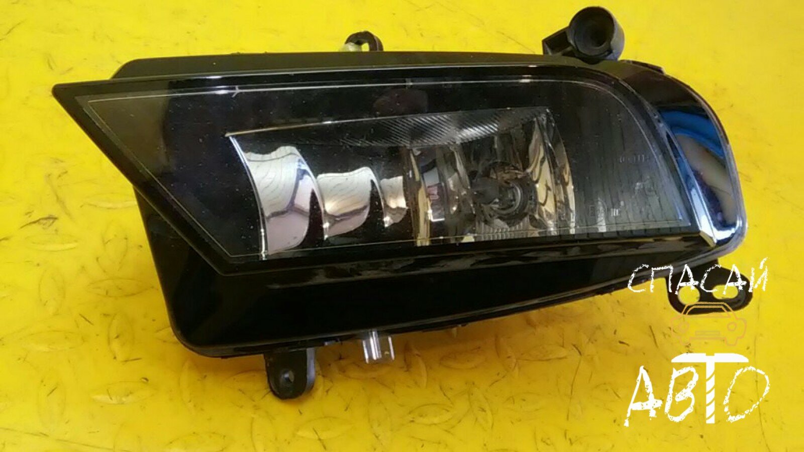 Фара противотуманная A4 (B8) Audi 8K0941699B