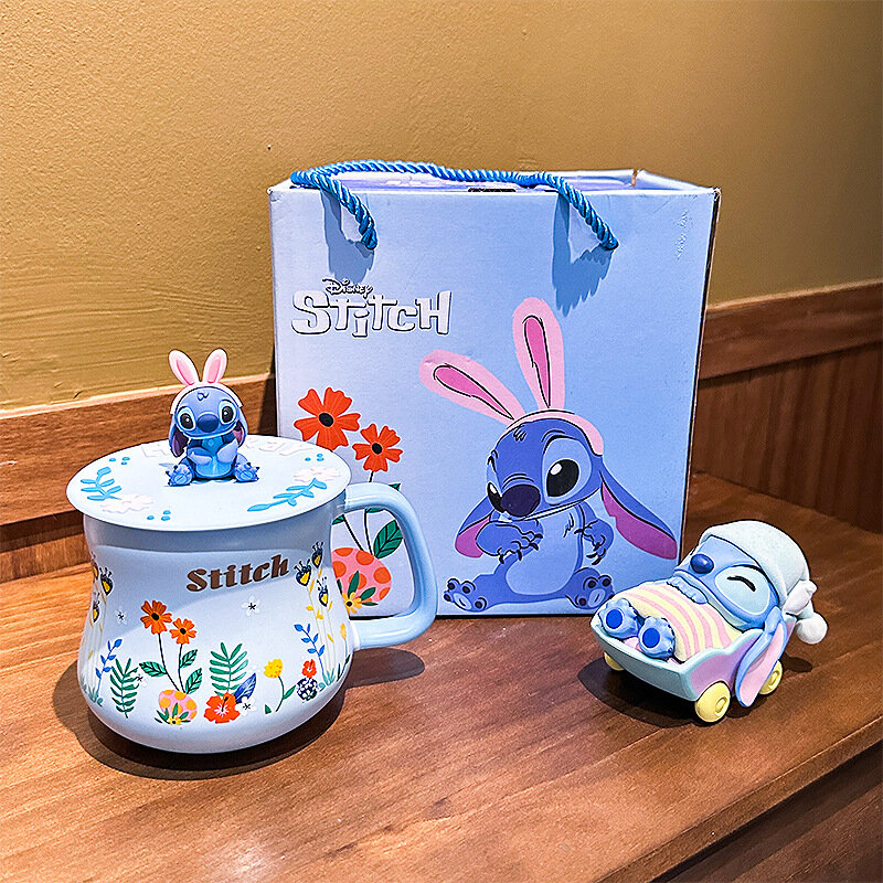 Креативная милая чашка для воды в виде медведя-клубники, подарок на день рождения, сувенирная кофейная керамическая чашка, кружка для пары с крышкой