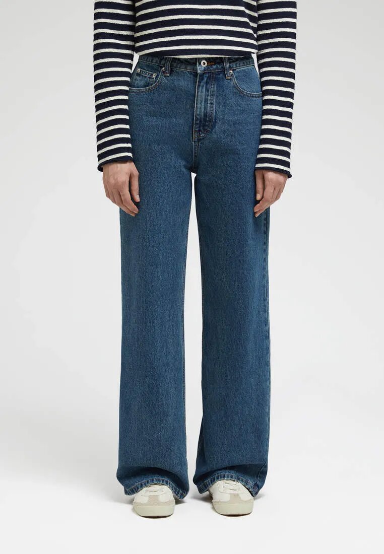 Джинсы barrel fit 