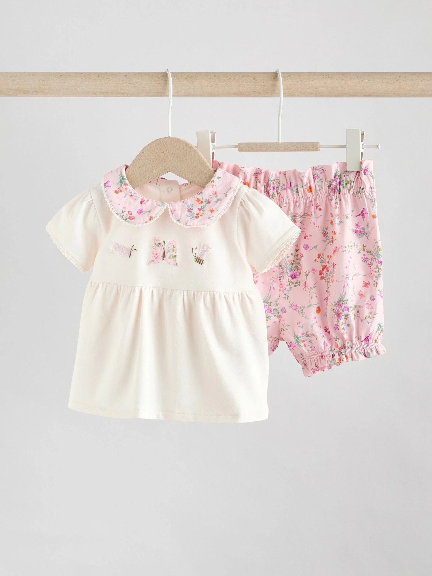 Комплект одежды