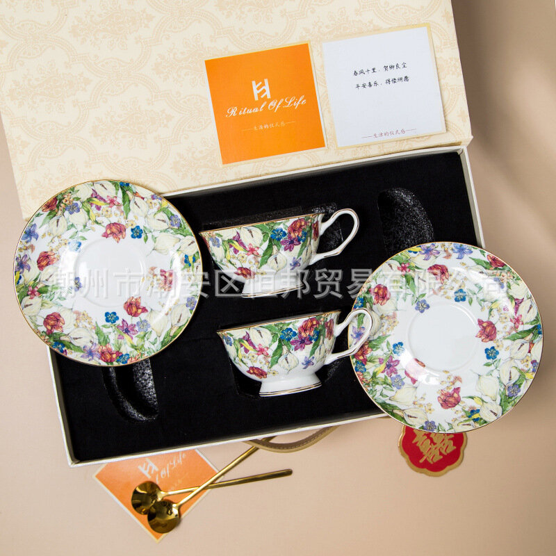 Набор кофейных чашек и блюдец из костяного фарфора, подарочная коробка для чаепития в сине-белых тонах, подарок на новоселье, свадебный подарок, чайный набор с чашками и блюдцами.