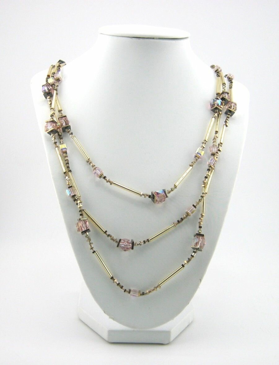 Колье, стекло