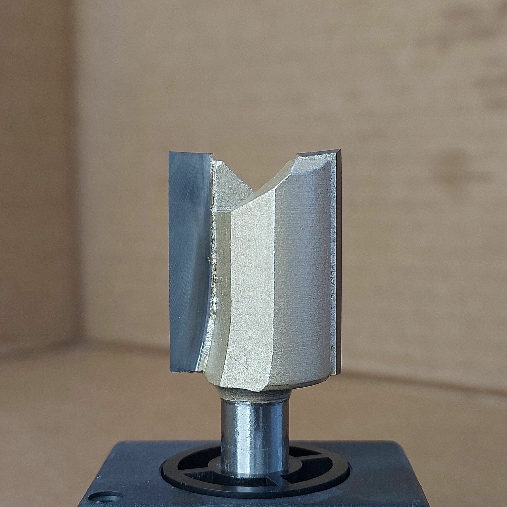 Пазовая фреза 18мм Глобус 1002 D:18mm I:20mm d:8mm Пазовая