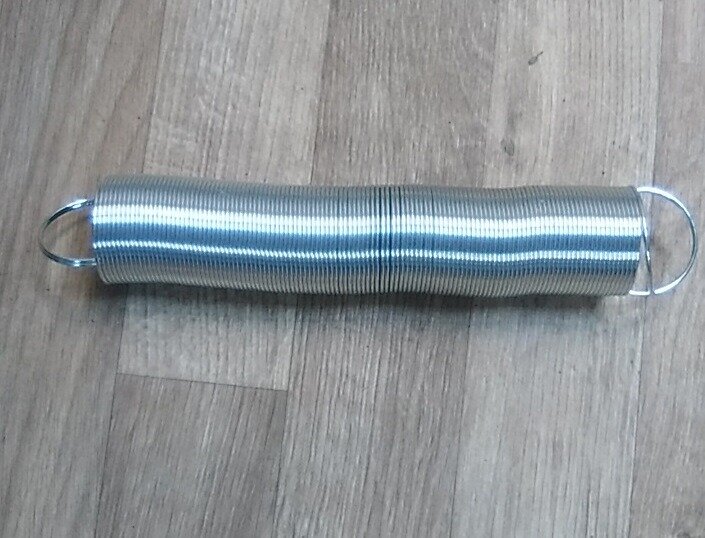 Пружина для ворот электропастуха 1 штука стальная оцинкованная заборная