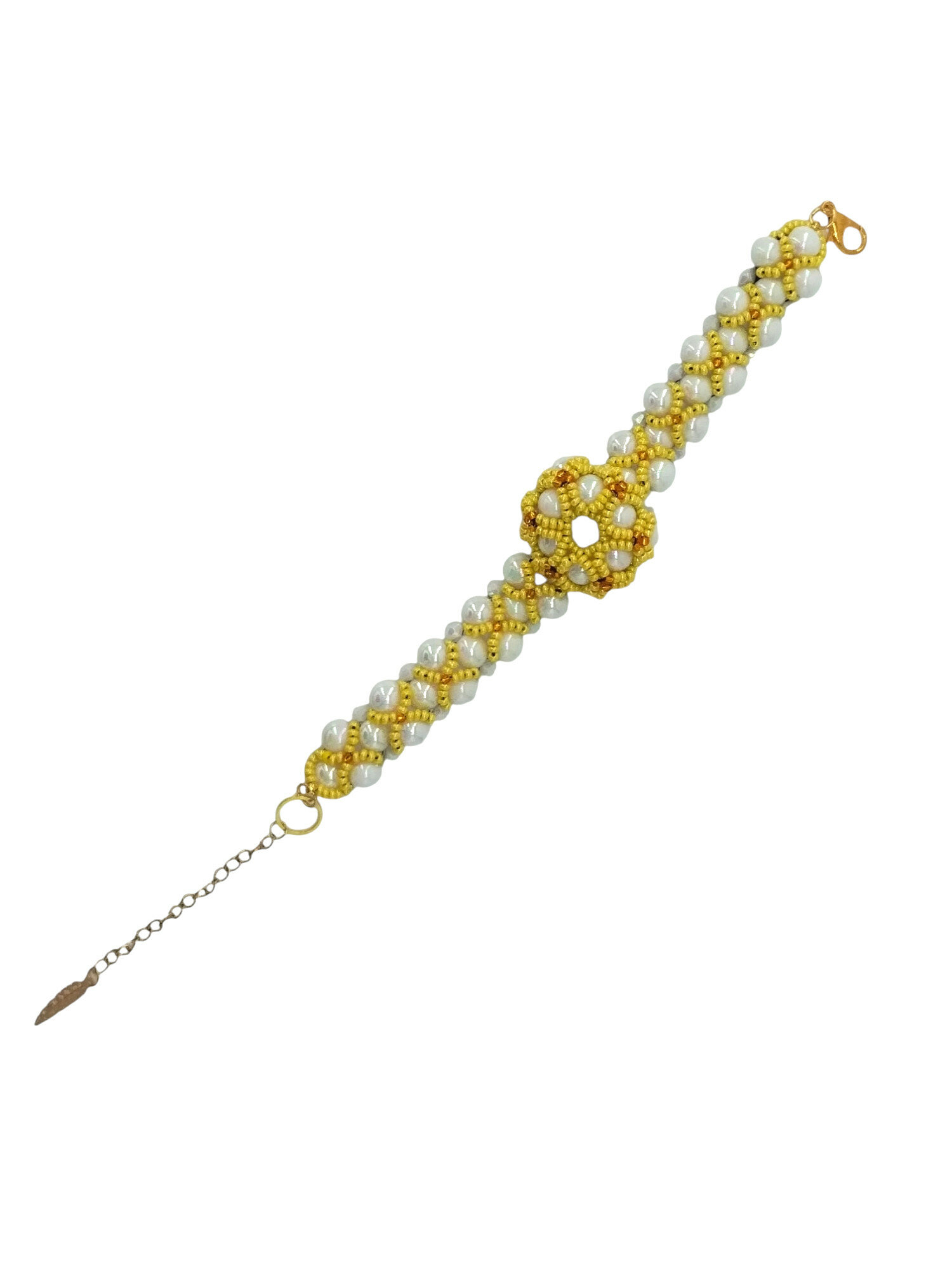 Плетеный браслет