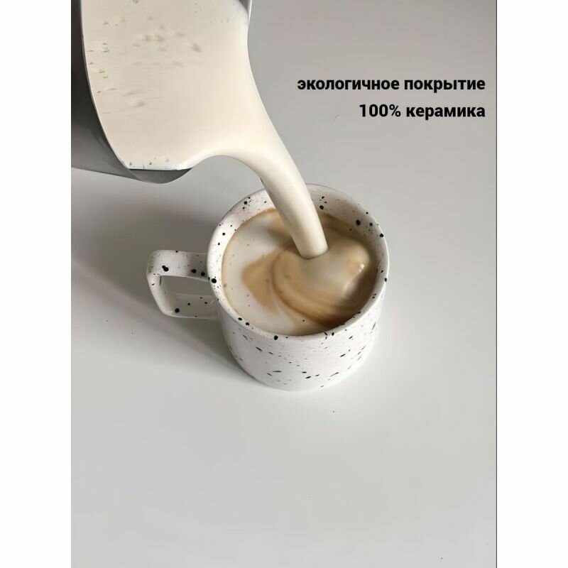 Керамическая кружка из пинтерест в крапинку белая