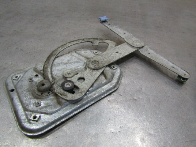 Механизм стеклоподъемника правой двери SCANIA P, G, R