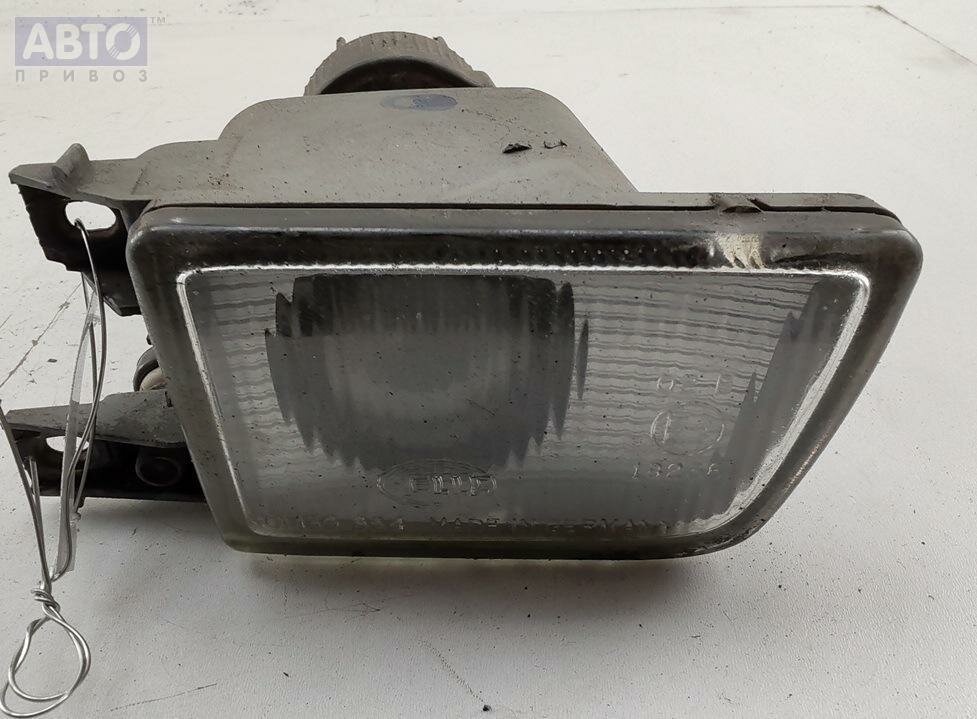 Фара противотуманная правая Volkswagen Golf-3