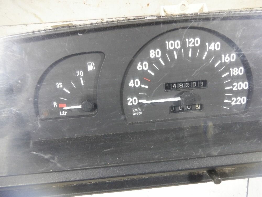 Панель приборов Opel Omega A 90213846 — фото 1