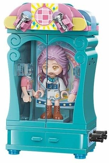 Конструктор пластиковый Qman Кукла в шкафу с гардеробом, 82 детали