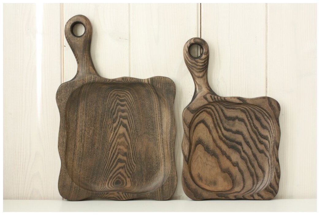 Набор сервировочных досок, разделочных досок, досок для подачи "Малевич". Цвет "уголь" (черный). Дерево - ясень. Столярная мастерская Yasen