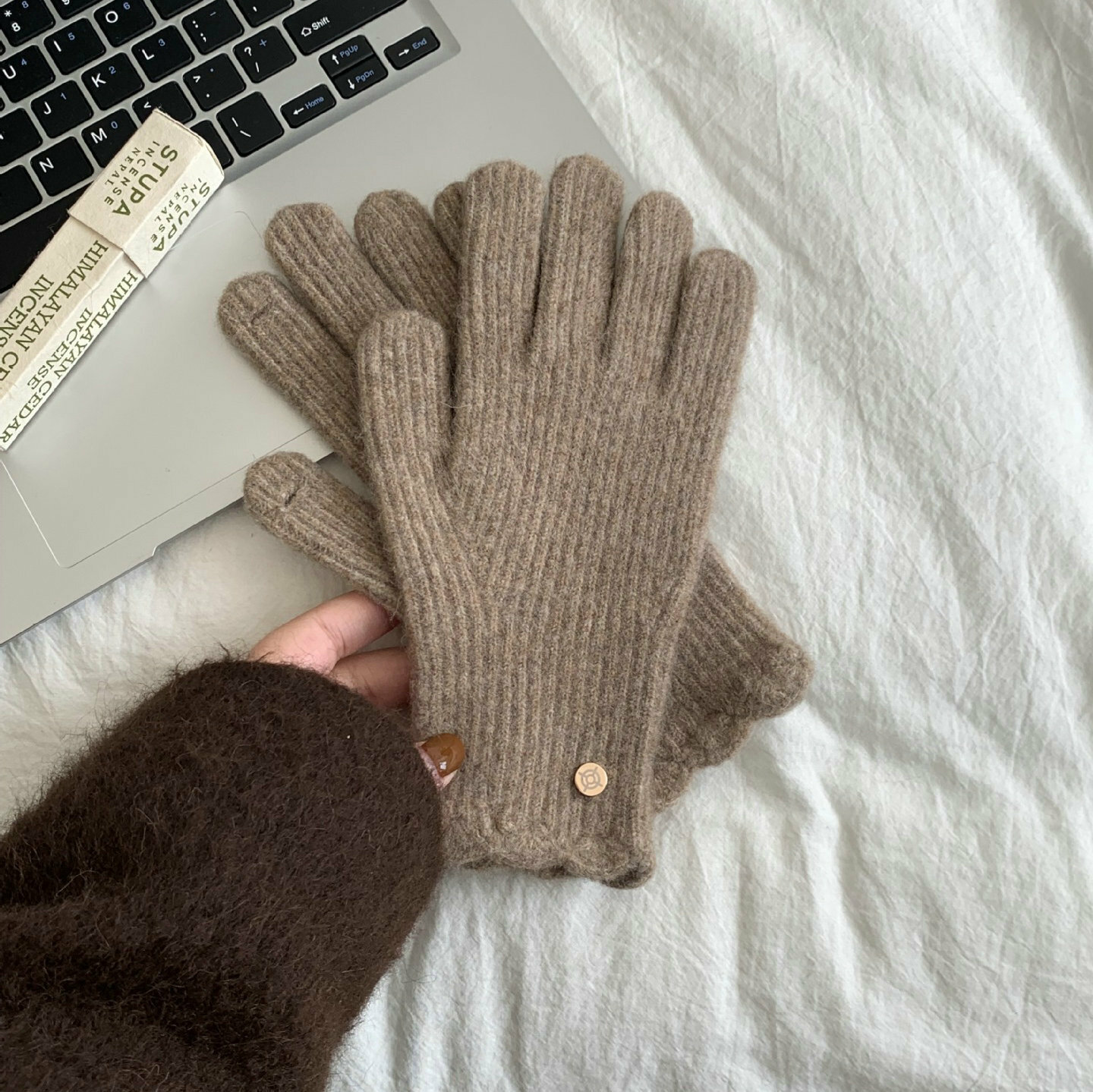 Перчатки для женщин