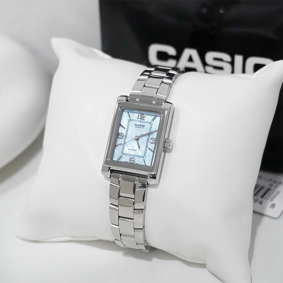 Наручные часы CASIO, серебряный, голубой — фото 1