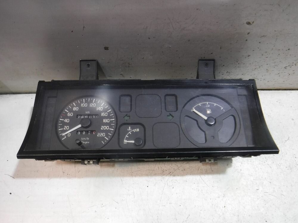 Панель приборов Renault 19 7700784064B