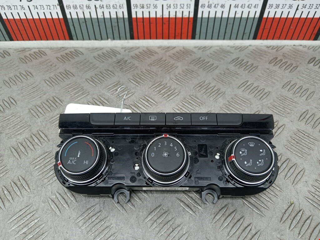 Блок управления печки (климат-контроля) Volkswagen Golf Sportsvan 5G0907426AQ арт. 2257837