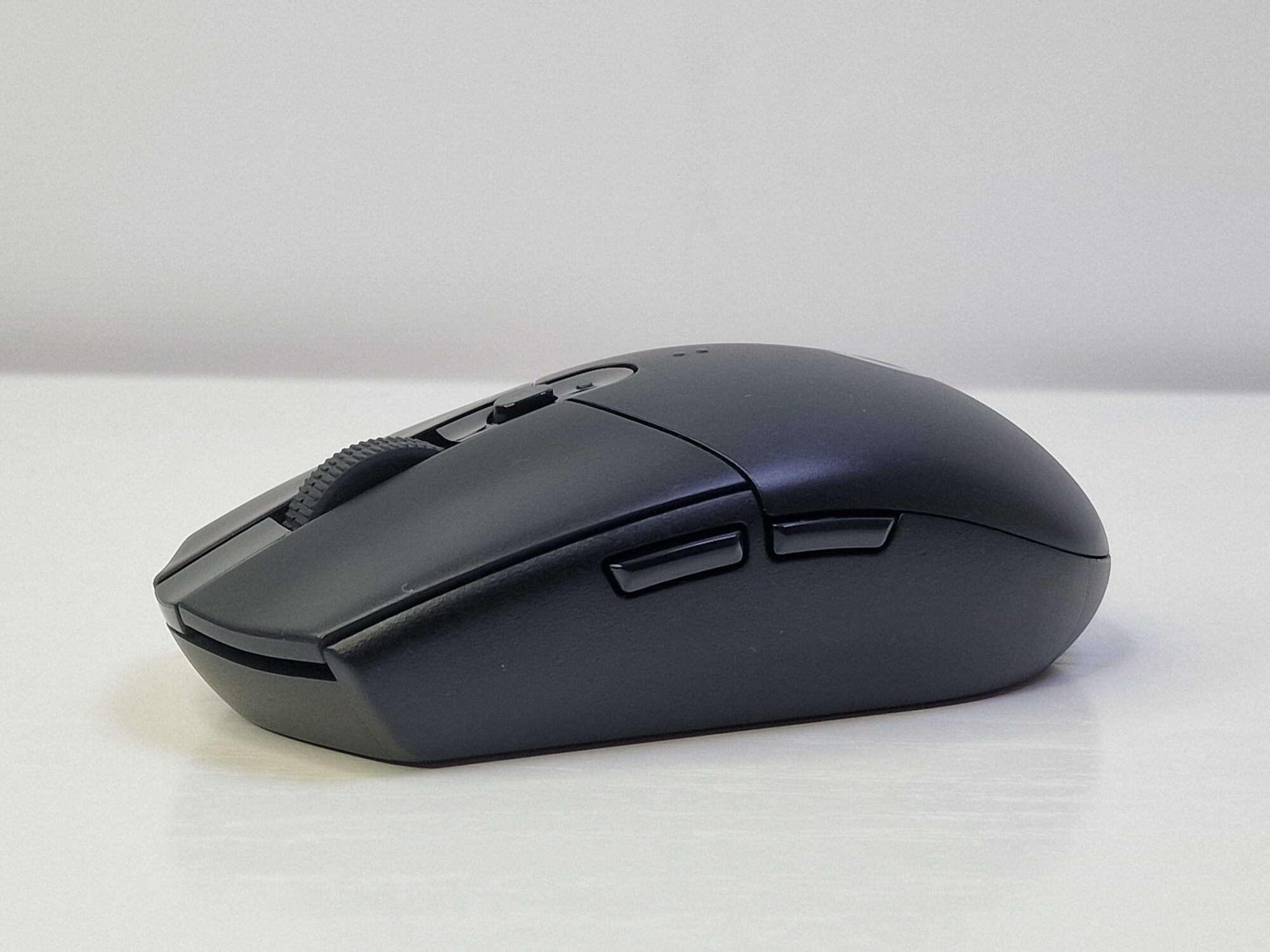 Беспроводная игровая мышь Logitech G G304 Lightspeed, черный