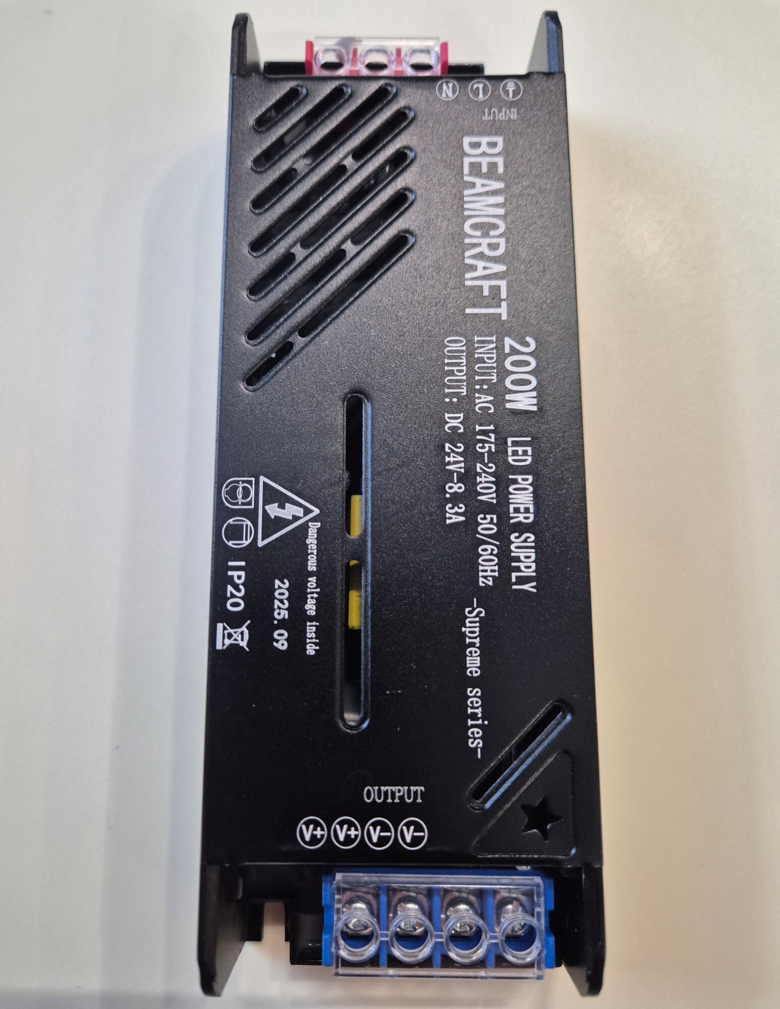 Блок питания 24V 200W BeamCraft, металлический корпус, IP20, черный