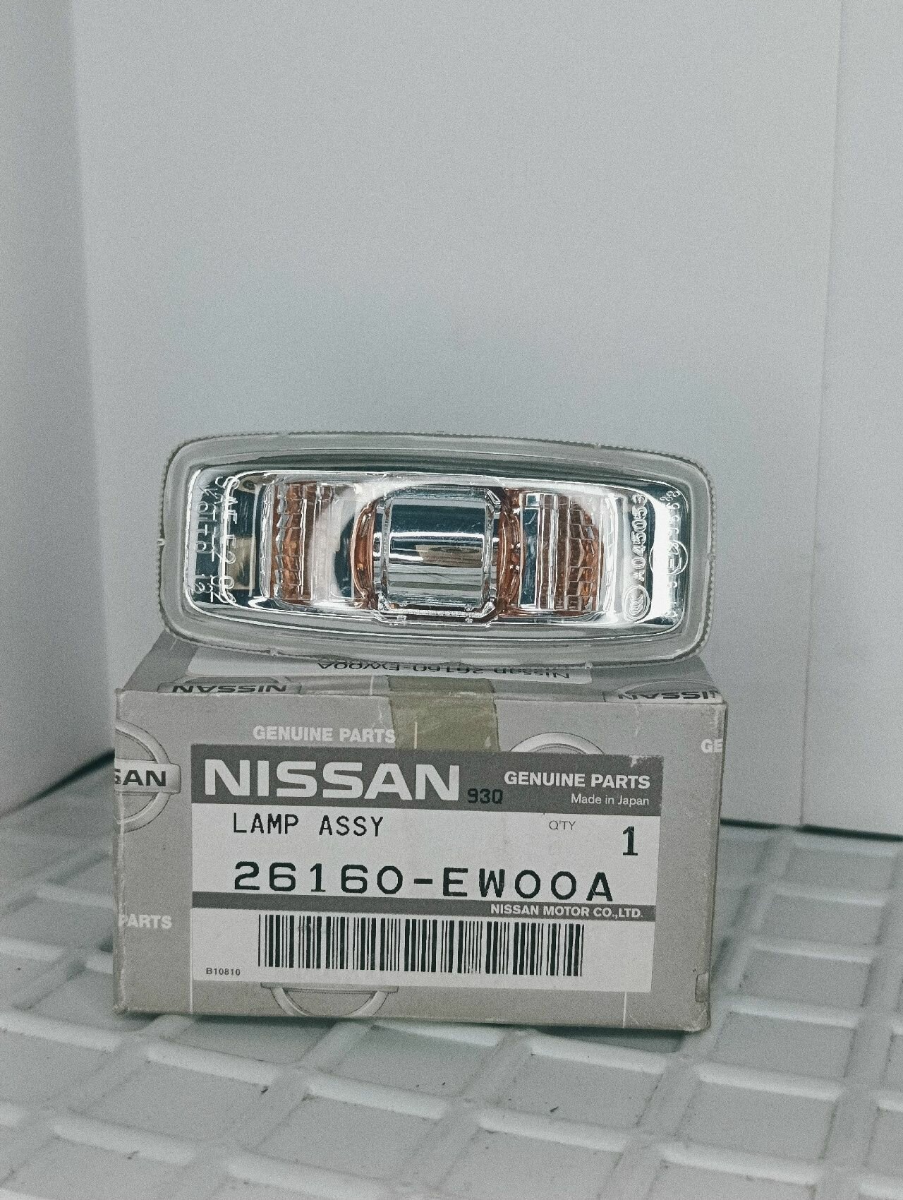 Указатель поворота Nissan 26160-EW00A Nissan