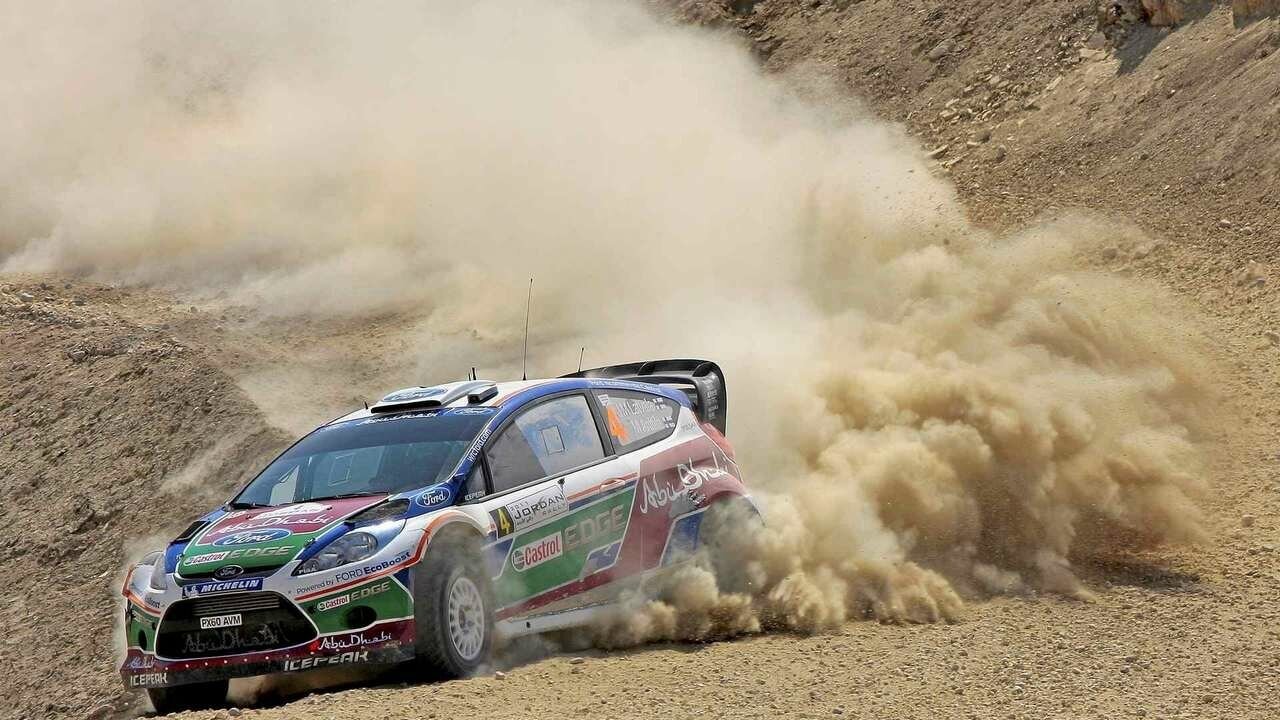 Картина на холсте 110x60 LinxOne "Авто, машины, мото, транспорт" интерьерная для дома / на стену / на кухню / с подрамником