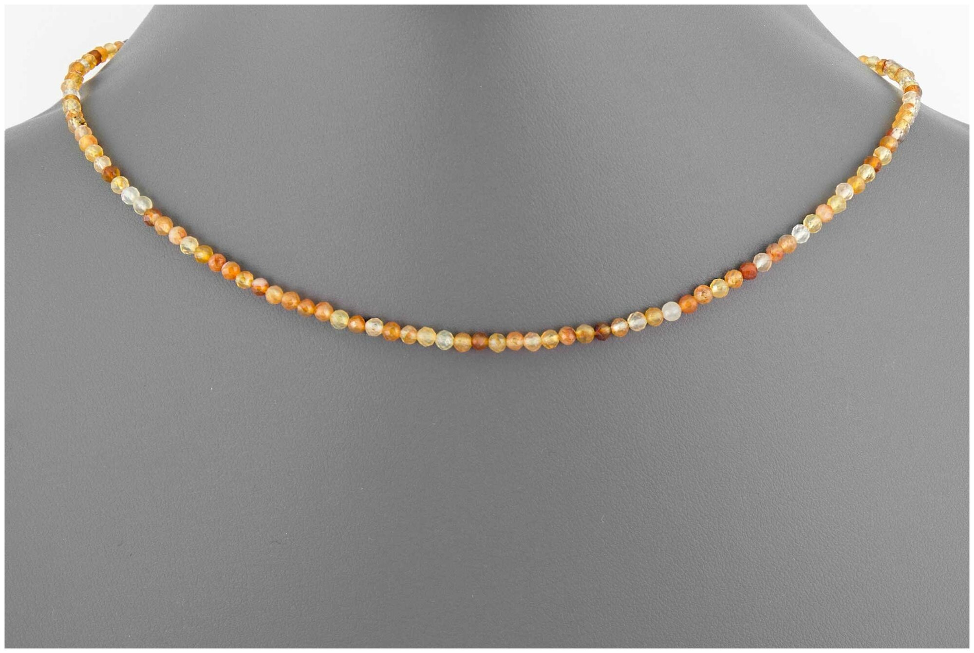 Бусы, сердолик