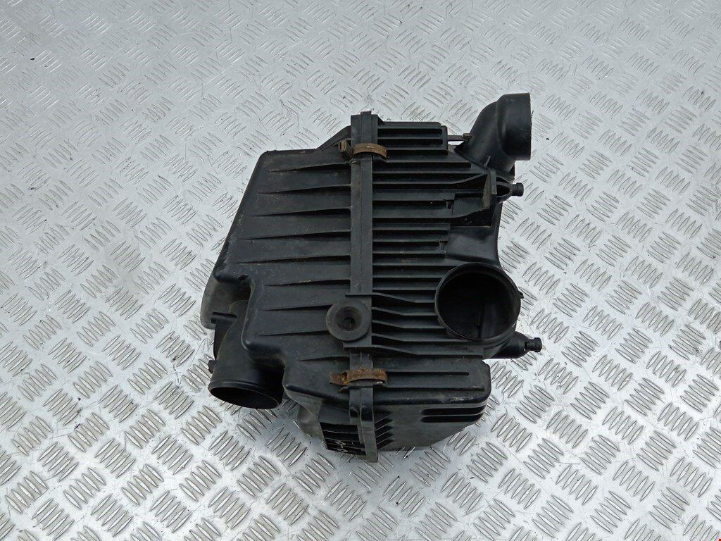 Корпус воздушного фильтра Mazda CX-7 (ER) 13320K3804 арт. 2020072