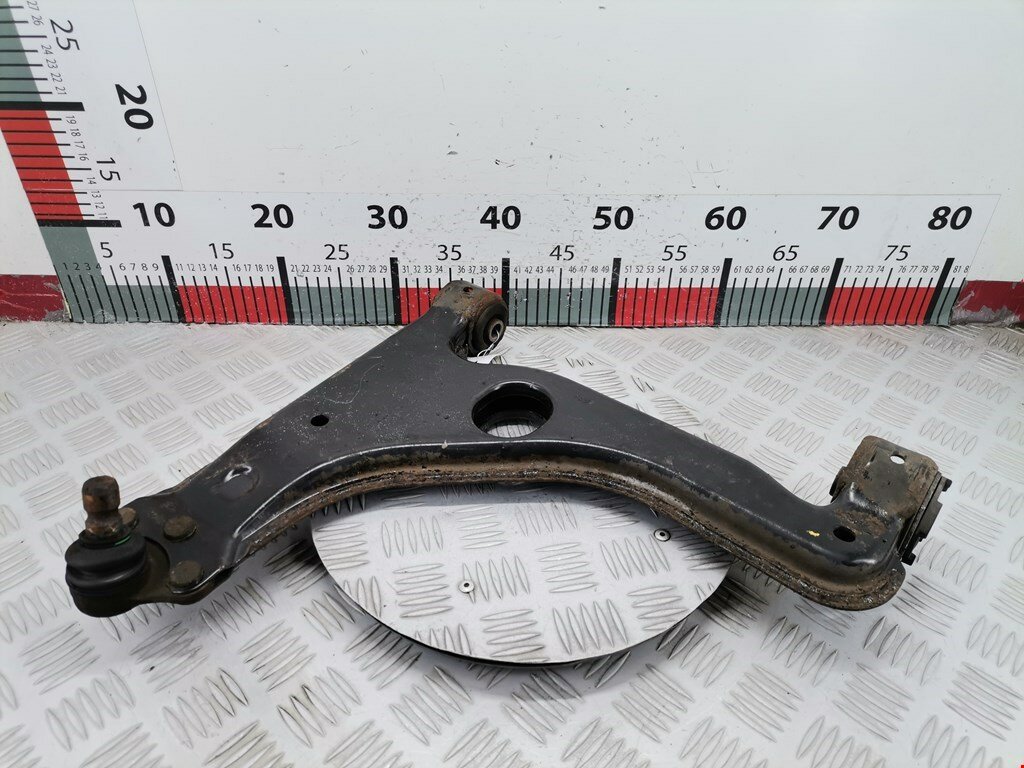 Рычаг передний левый Opel Astra H 24454477 арт. 1893149