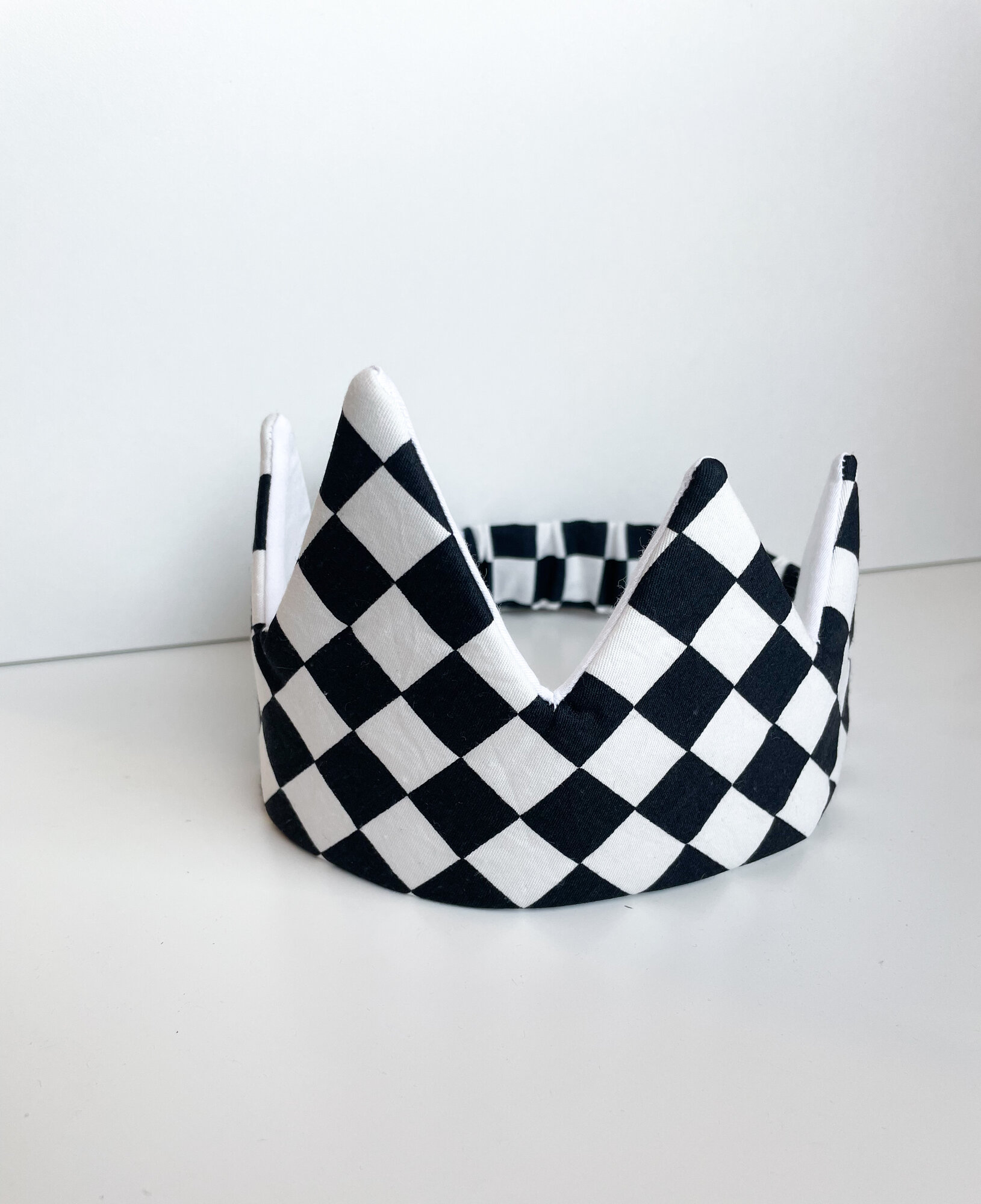 "Корона Шахматного Короля" от мастерской детских костюмов DooTka