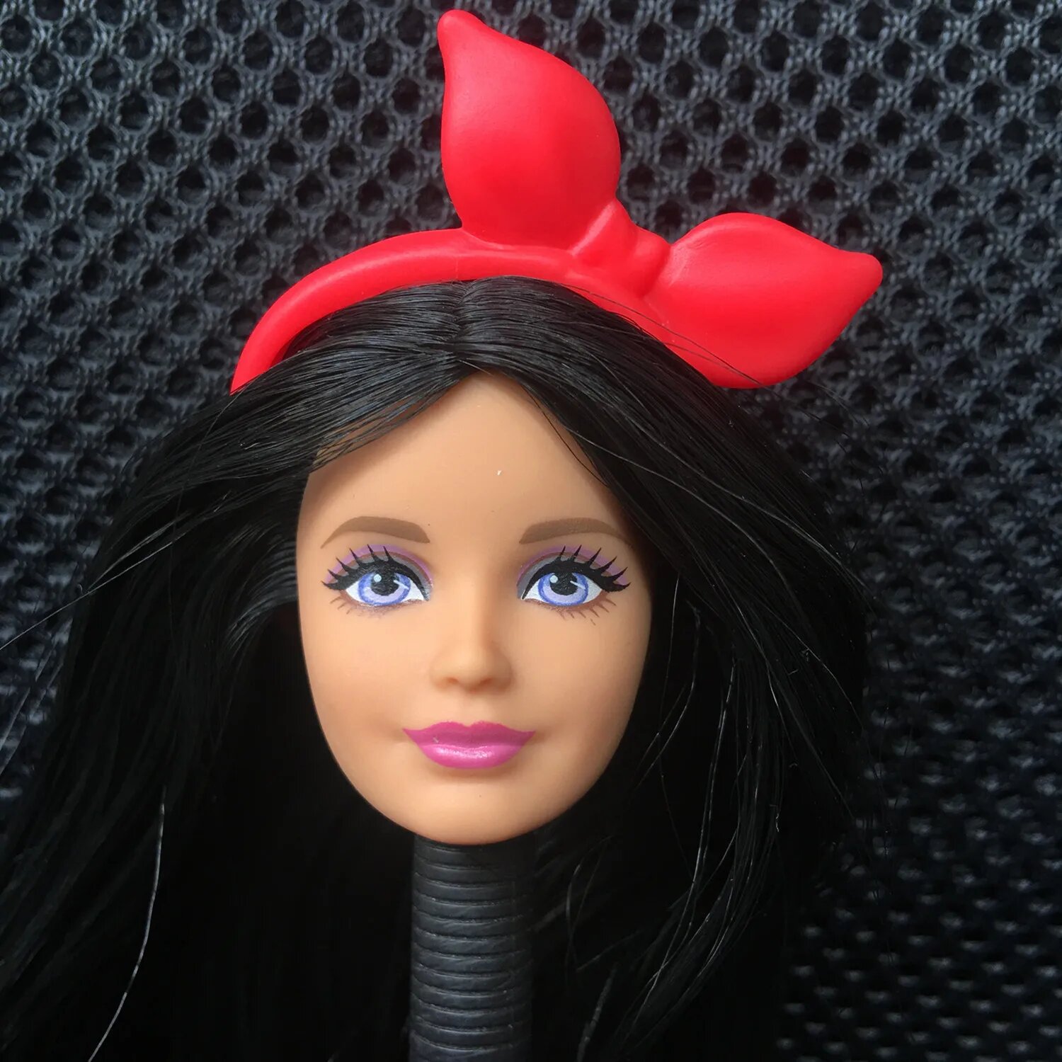 Головной убор для кукол Barbie, красный бант