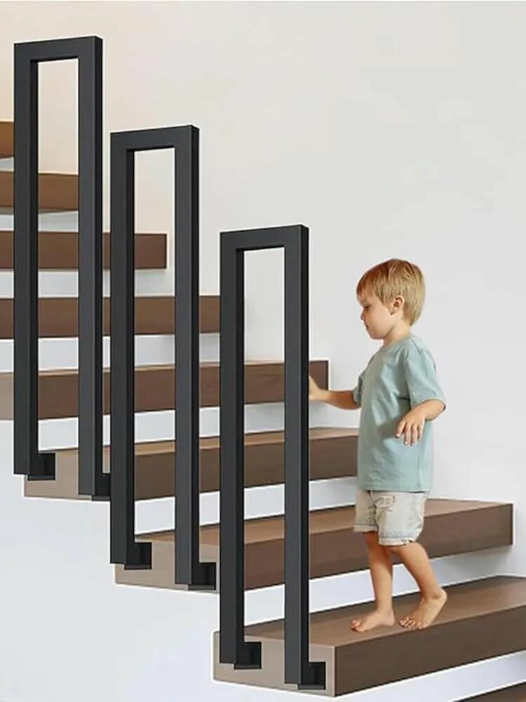 Лестница с коваными перилами черного цвета, металлические U - образные поручни, крыльцо, сад, чердак, уличная лестница (1 шт.)