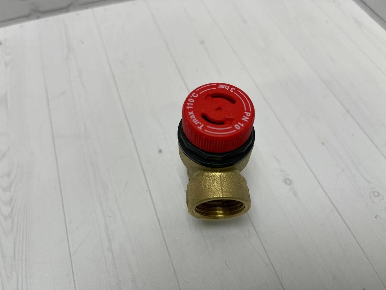 0020035129 Клапан предохранительный 300кПа 1/2" - V17 R2907