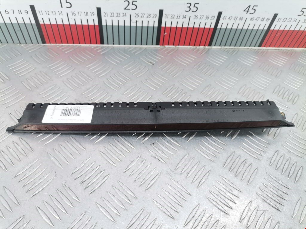 Фонарь дополнительный тормозной (стоп-сигнал) Volkswagen Bora(Jetta) 1J6945131C арт. 1901710